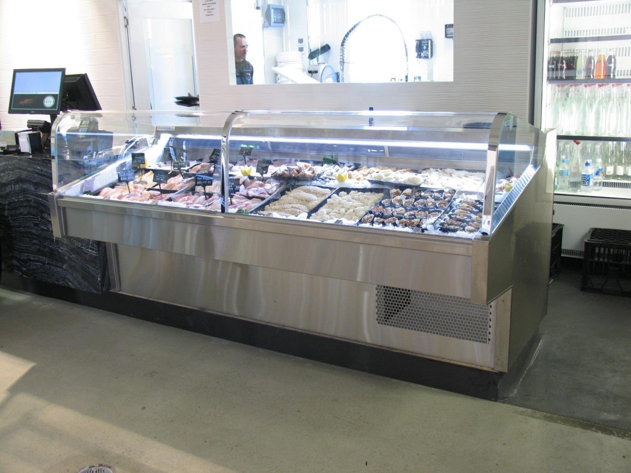 Refrigerated Seafood Display - Austmarine